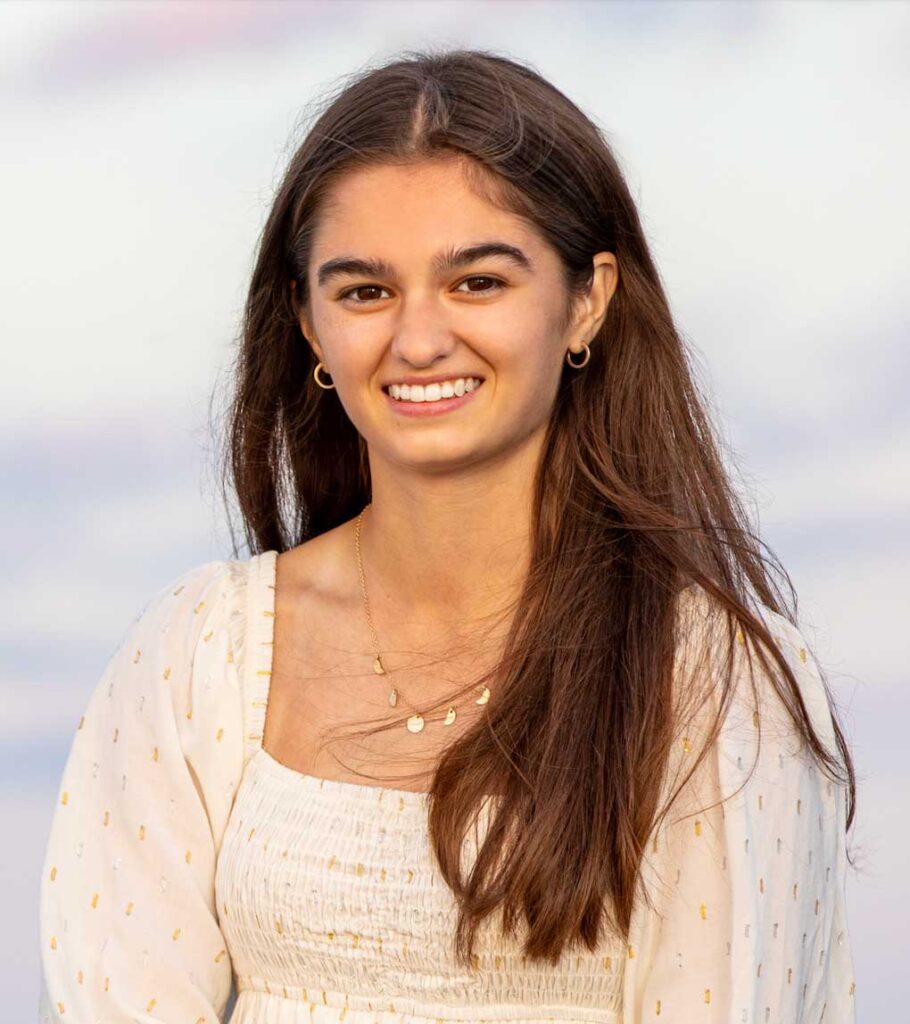 Emma Thornton ’27 – Engaged Learning